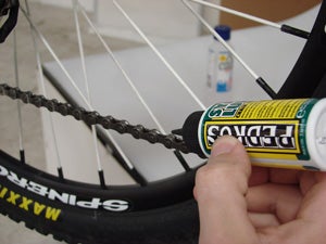 How to use a Chain Cleaner